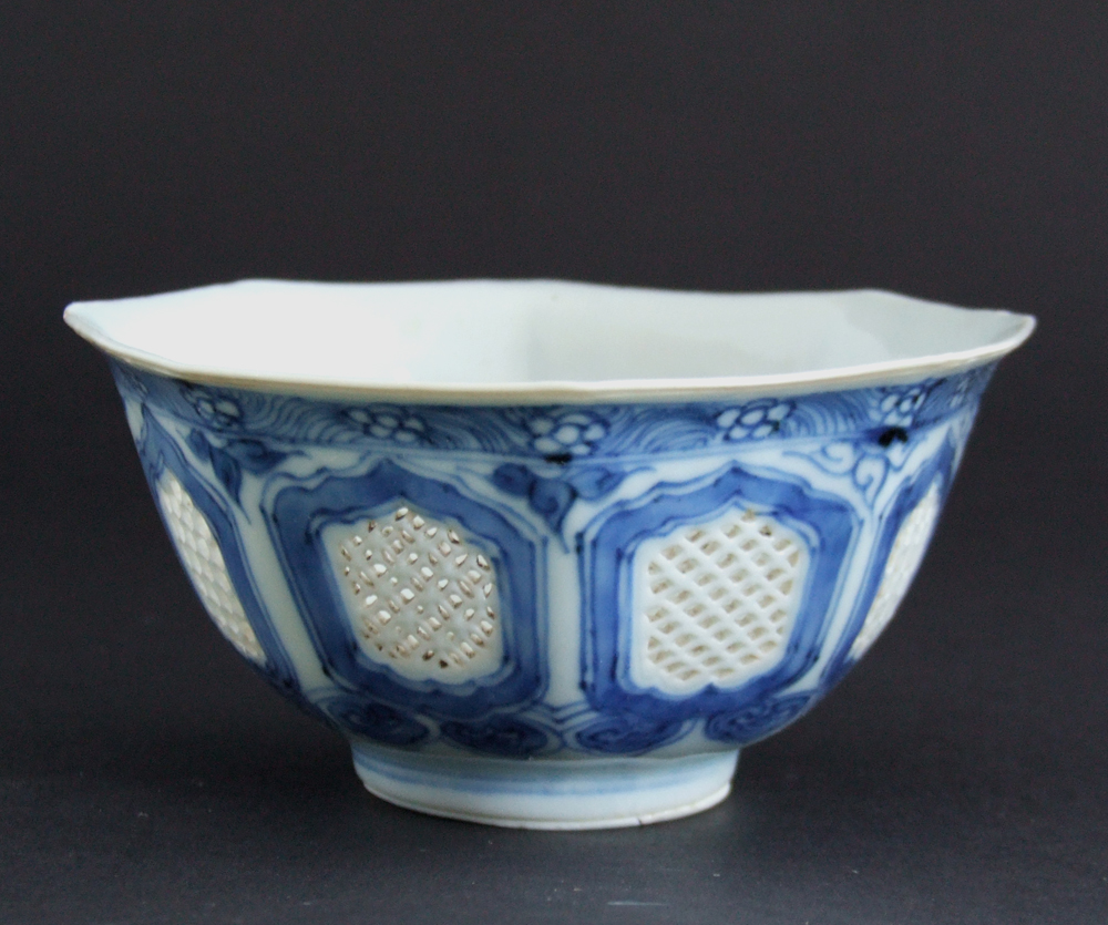 CHONGZHEN 1628 - 1644 Transitional Porcelain - Robert McPherson Antiques