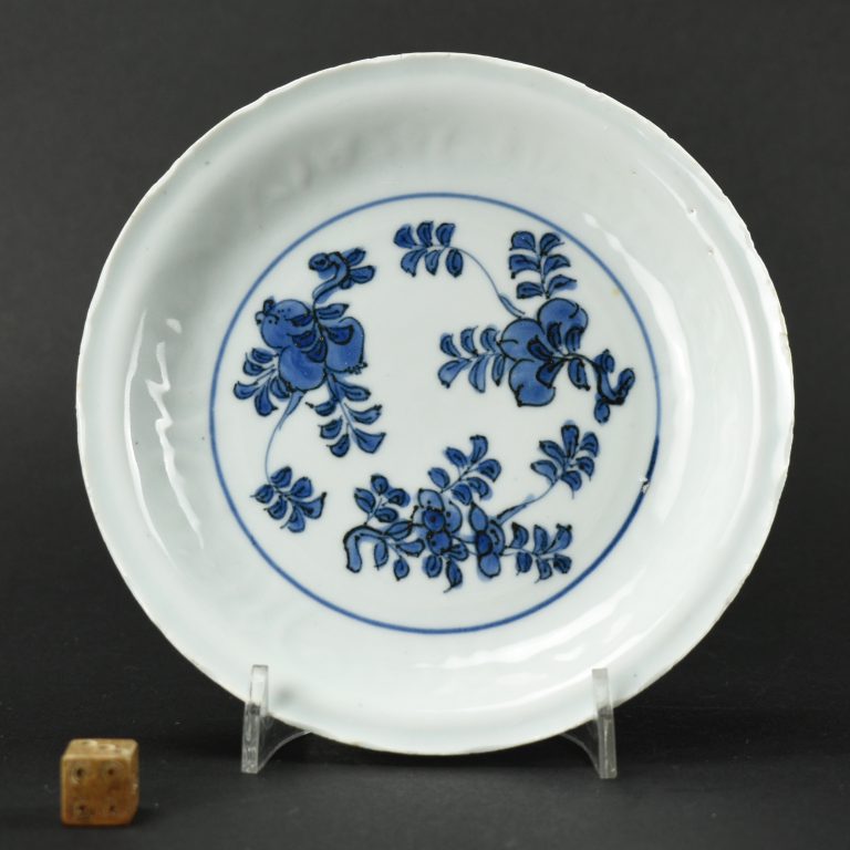 Kraak Ware Porcelain - Robert McPherson Antiques